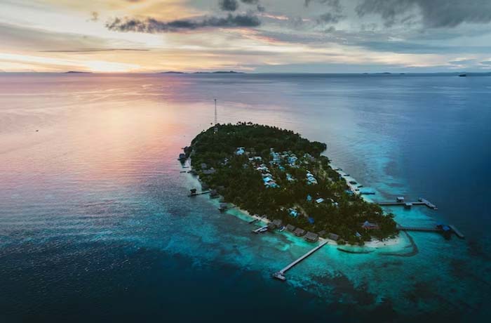 Unify Holidays - Explore the Beauty of Maldives